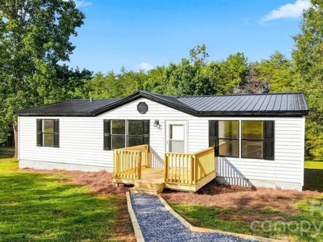 2596 1st Ave NW, Catawba, NC 28609