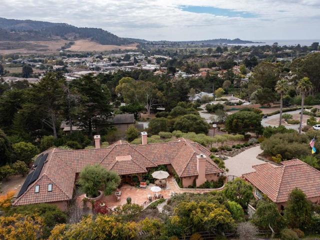 25987 Rio Vista Dr, Carmel, CA 93923 | MLS #ML82032