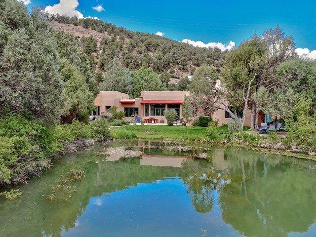 25984 US Highway 64 E, Taos, NM 87571