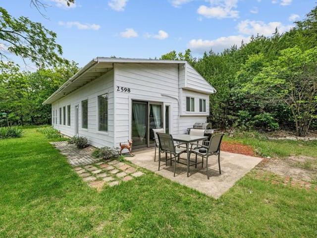 2598 N Fork Canyon Rd, Olsburg, KS 66520