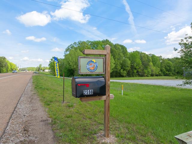2598 Tennessee Ave N, Parsons, TN 38363 | MLS #2823