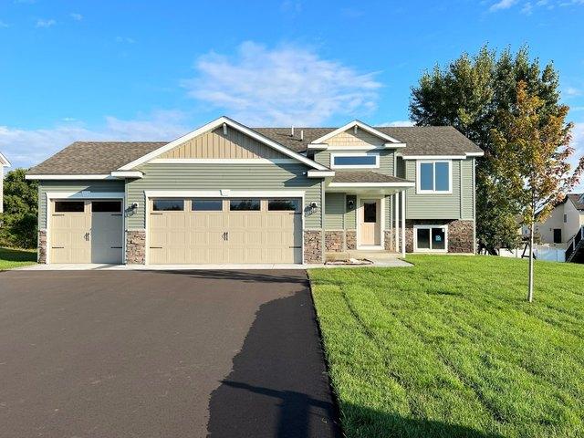 2598 Topaz St, Saint Augusta, MN 56301