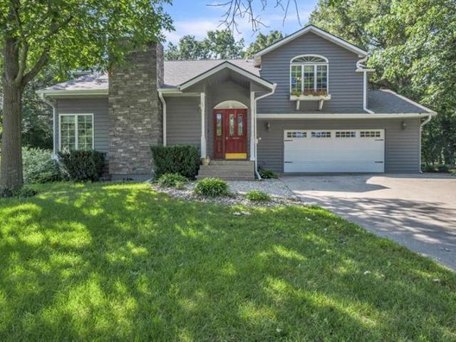 25907 th St, Spirit Lake, IA 51360