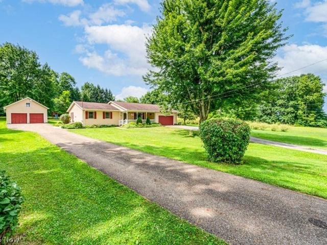 25907 State Route 62, Beloit, OH 44609