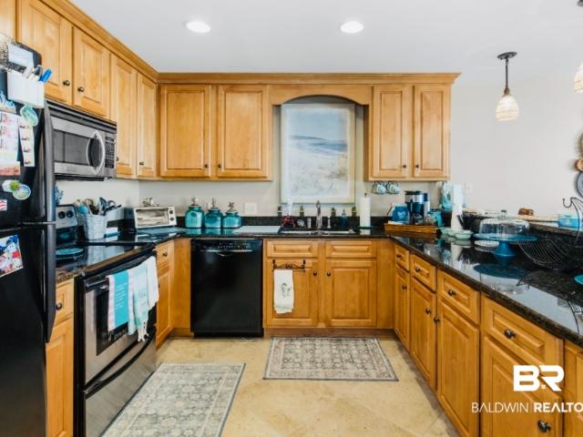 25909 Canal Rd 202