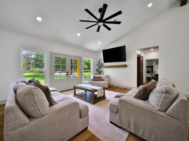 25915 Magnolia Drive