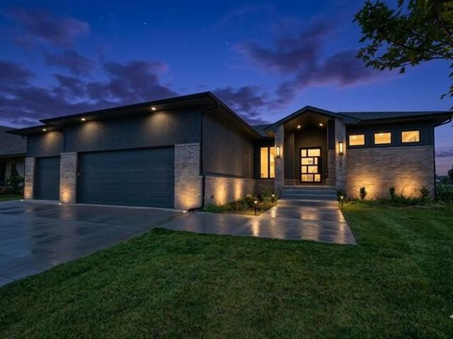 2591 N Doris Ct, Wichita, KS 67205