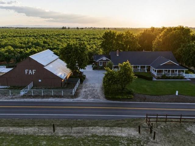 2591 Giannini Rd, Atwater, CA 95301