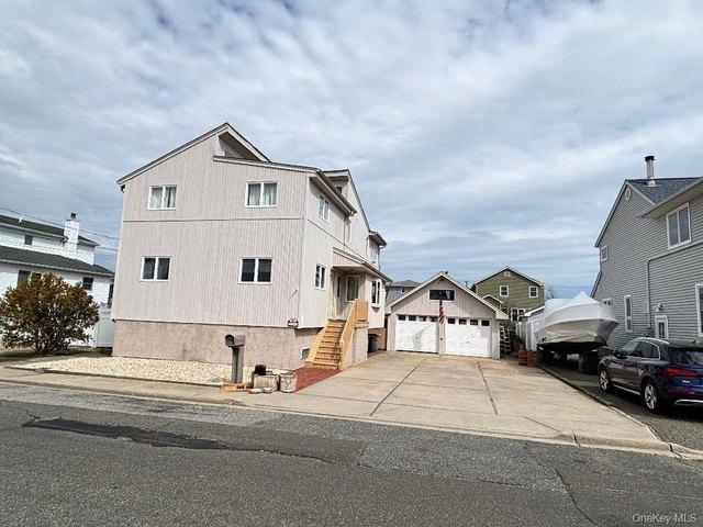 2591 Island Channel Rd, Seaford, NY 11783
