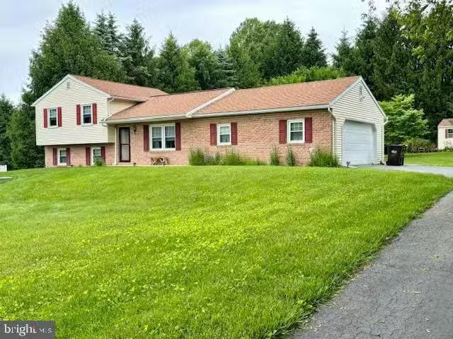 2591 RIDGE RD, ELVERSON, PA 19520 Single Family Residence For.