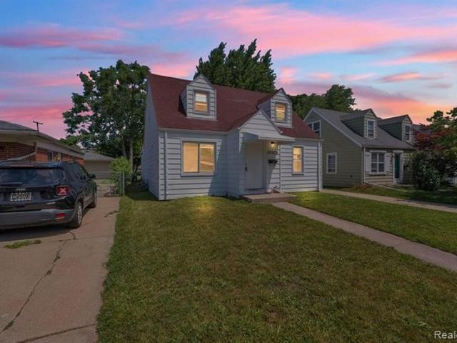 25926 Powers Ave, Dearborn Heights, MI 48125