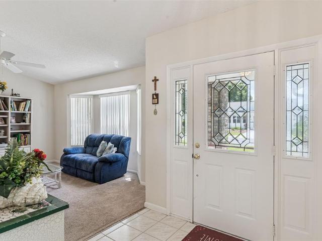 25933 Newcombe Cir, Leesburg, FL 34748 | MLS #G5110 | Compass