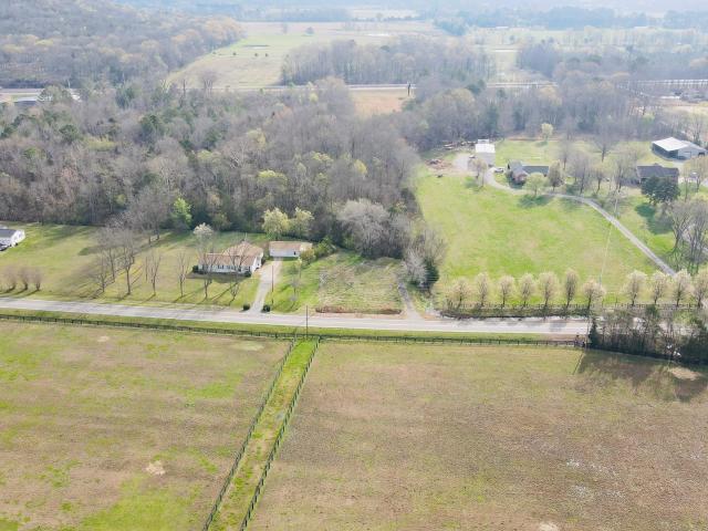 2593 Old Highway 431