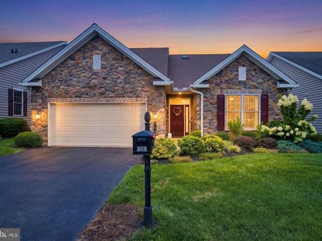259 Colonial Dr, Mechanicsburg, PA 17050