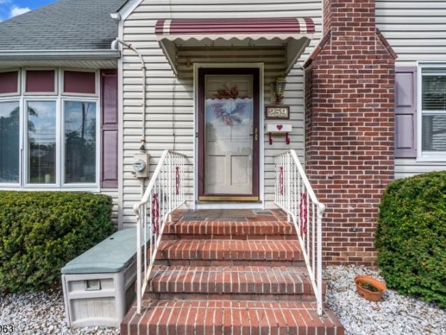 259 Chestnut St