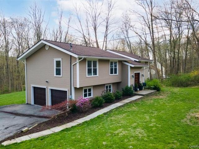259 Crane Rd, Carmel, NY 10512