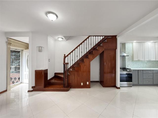 259 Bay 13th Street
