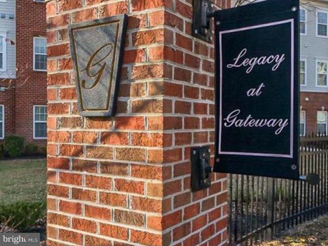 259 Beckenham Circle # 201