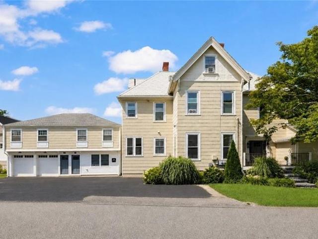 259 Gibbs Ave Apt 7, Newport, RI 02840