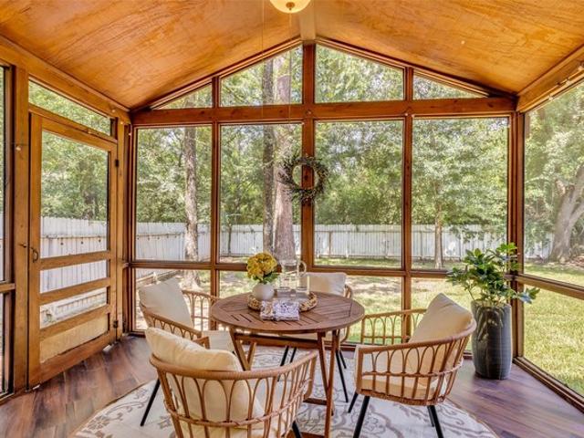 259 E Rainbow Ridge Cir, The Woodlands, TX 77381