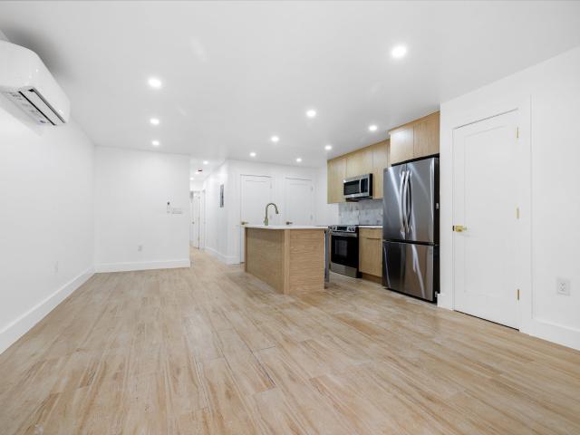 259 East 28th Street, Brooklyn, NY