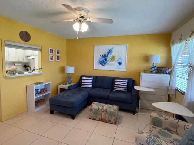 259 Farnham K, Unit 259, Deerfield Beach, FL 33442 | MLS #B26014