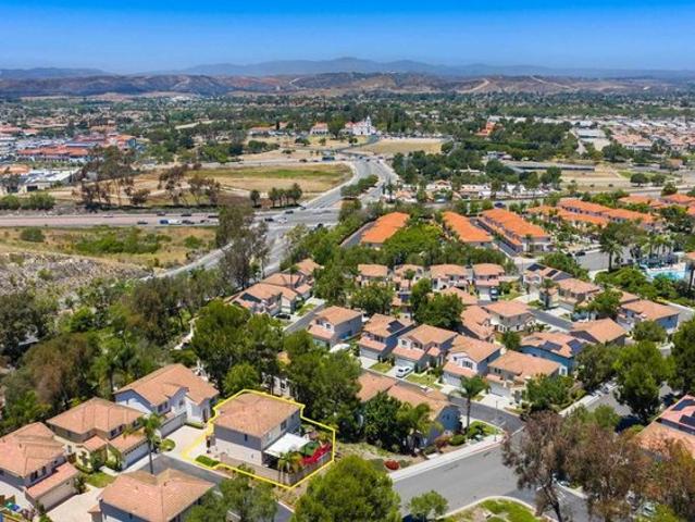 259 Lucia Way, Oceanside, CA 92057