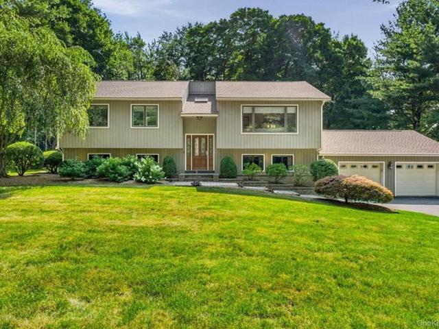 259 Peaceable Hill Rd, Brewster, NY 10509