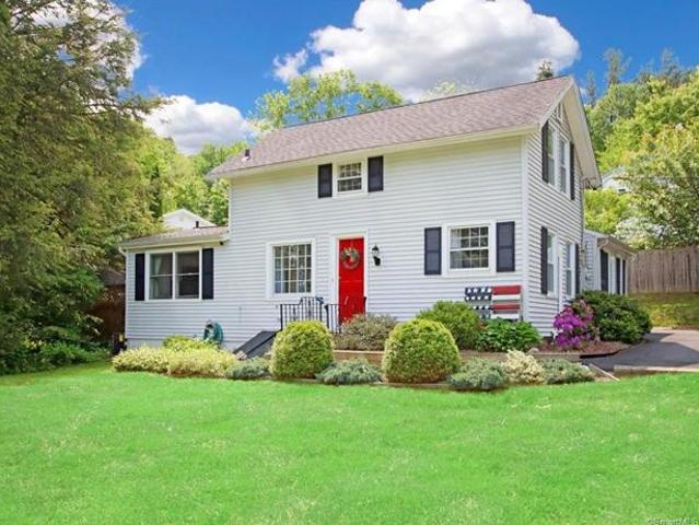 259 Peck Hill Rd, Woodbridge, CT 06525