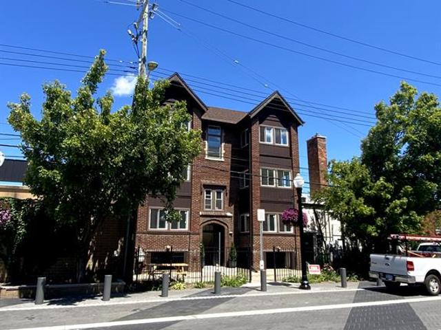 259 W 9 MILE Road # Unit L2