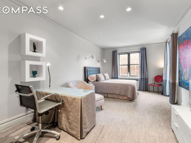 25 40 31st Avenue, Queens, NY