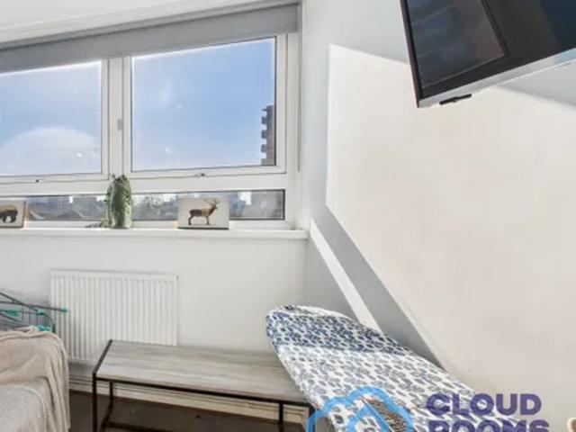 25 47 Brabazon Street, Bromley by Bow, London, E14 6BL, United Kingdom | 5 bed apartment for rent #167217641 | Rentberry
