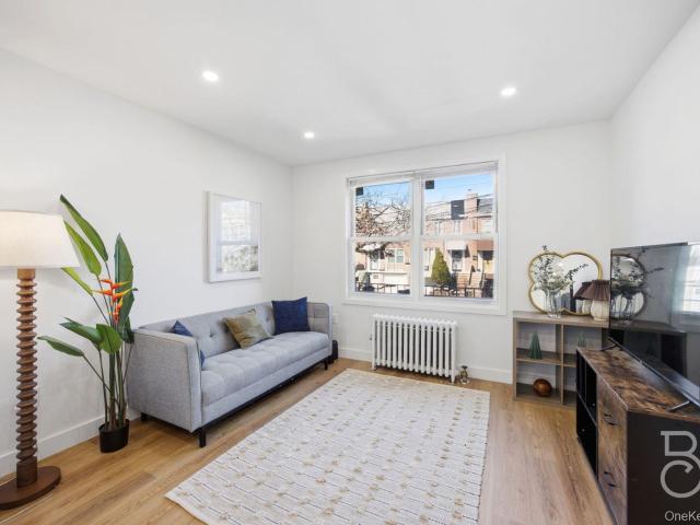 25 49 42nd Street