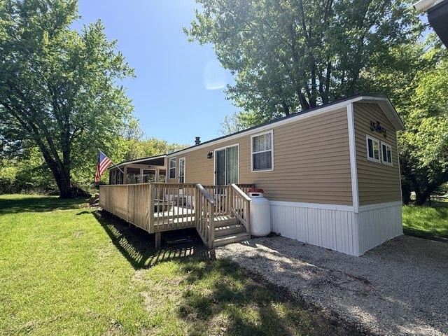 25 4 Woodhaven Lks, Sublette, IL 61367