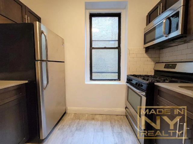 25 74 33rd Street, Queens, NY