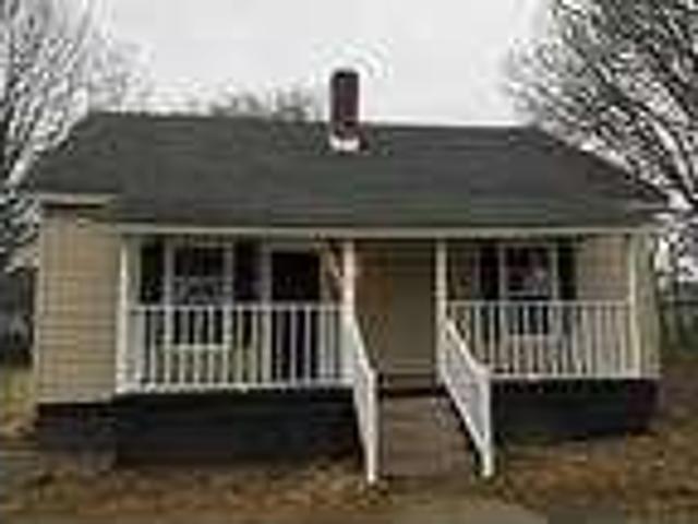 25 11th St, Greer, Sc 29651 3 Beds 1 Bath 1,006 Sqft