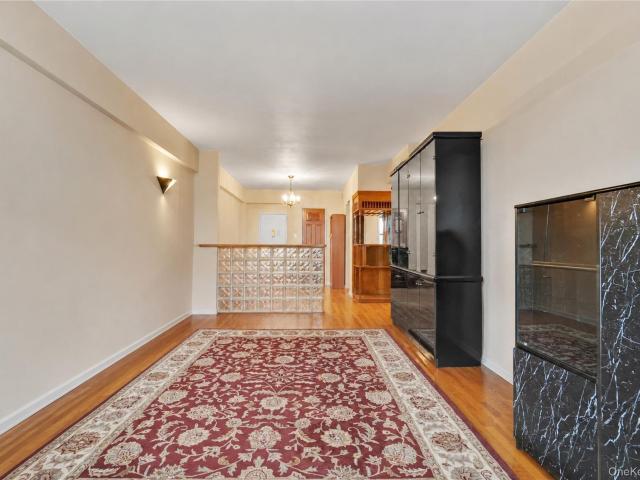 25 15 Union Street 6G