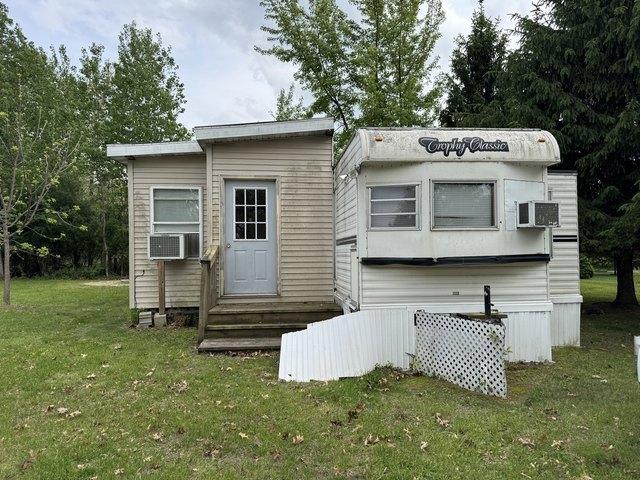 25 16 Woodhaven Lks, Sublette, IL 61367
