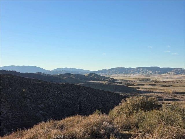 25 3points, Lake Hughes, CA 93532