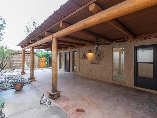 25 Tamarisk Circle