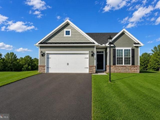 25 Tanager Ct Unit C14, Gettysburg, PA 17325