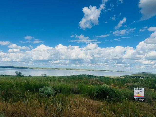 25 The Shrs, Brule, NE 69127
