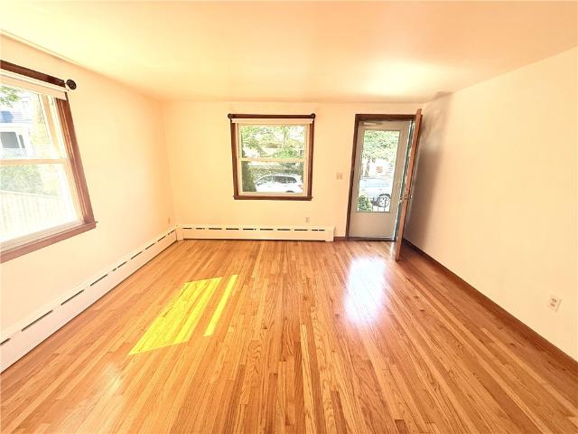 25 Thurston Avenue B