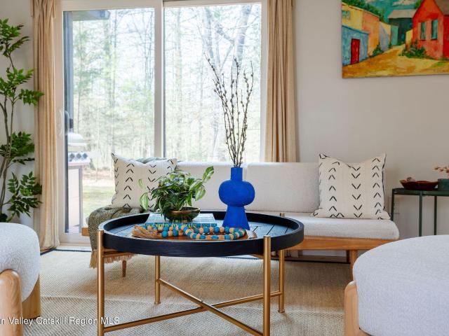 25 Upper Cherrytown Road
