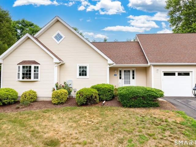 25 Vincent Ct Unit 25, East Hartford, CT 06108
