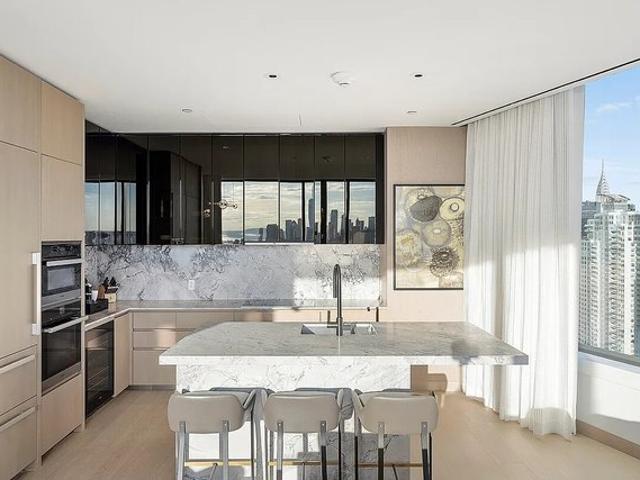 25 W 28th St Ph 43A, Manhattan, NY 10001