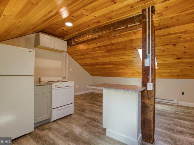 25 W 5Th Avenue # 3