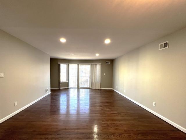 25 Wallis Ave # 1