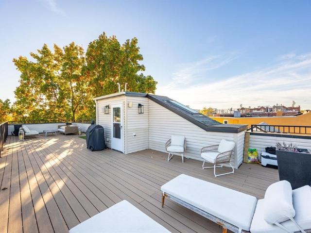 25 Waverly St # 2