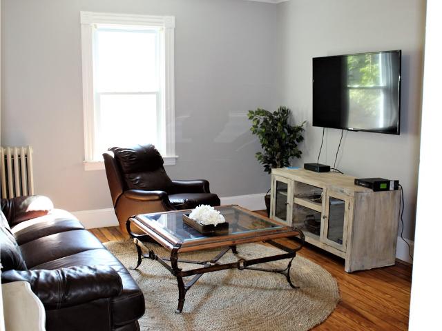 25 West Narragansett Avenue B